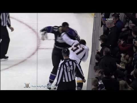 Wayne Simmonds vs. Dylan McIlrath, February 14, 2016 - Philadelphia ...