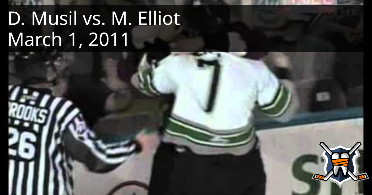 David Musil vs. Mitch Elliot, March 1, 2011 - Vancouver Giants vs ...