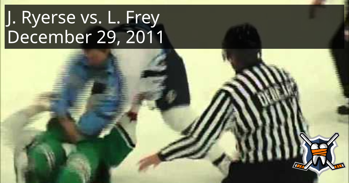 James Ryerse vs. Luke Frey, December 29, 2011 - Danbury Whalers vs. New ...