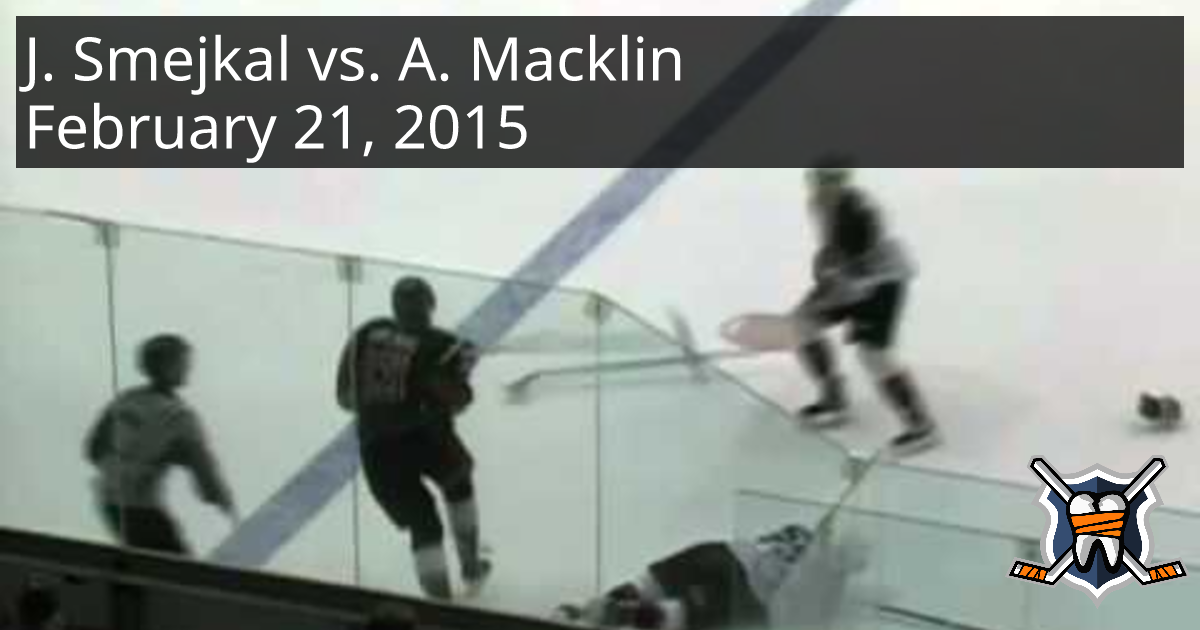 Jiri Smejkal vs. Aaron Macklin, February 21, 2015 - Moose Jaw Warriors ...