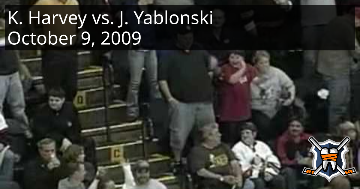 Kevin Harvey vs. Jeremy Yablonski, October 9, 2009 - Syracuse Crunch vs ...